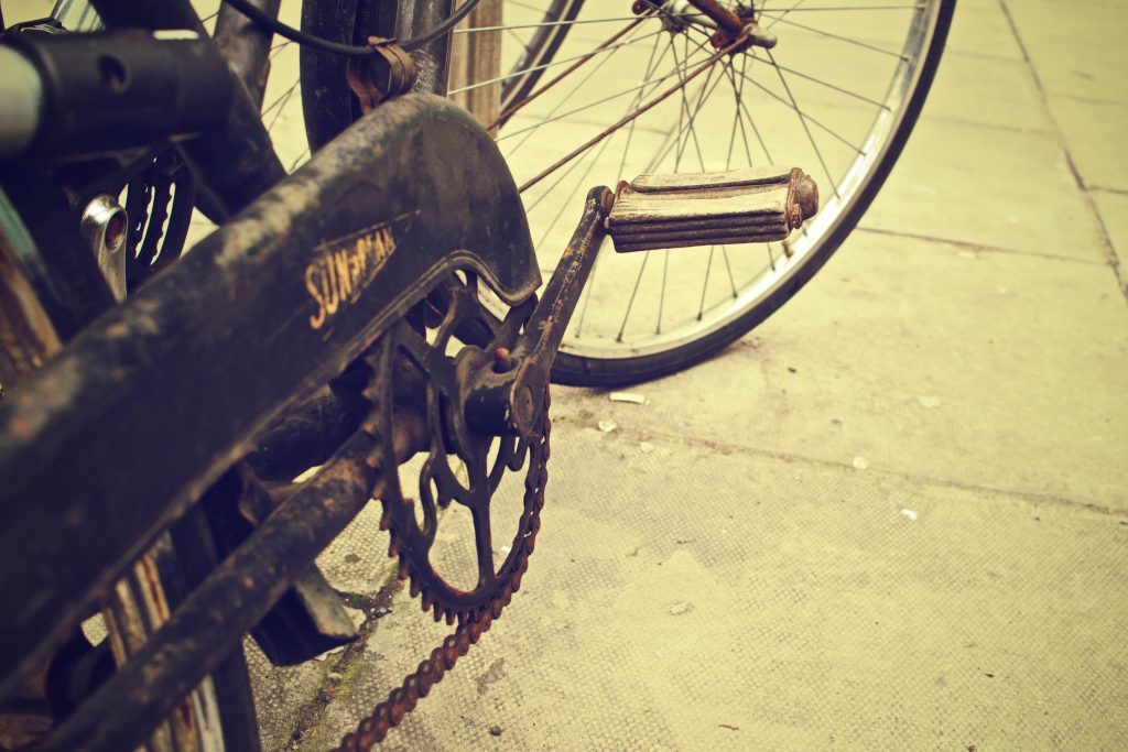 Fixing The Broken Cycle of Youth Ministry | LeaderTreks Youth Ministry Blog